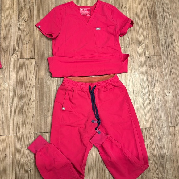 Figs | Other | Hot Pink Figs Set | Poshmark